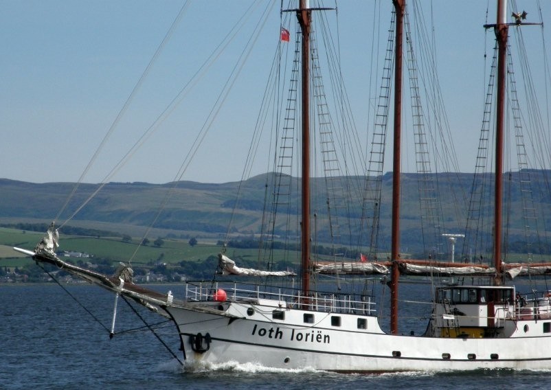 Yacht LOTH LORIEN, Asselem & Karstens | CHARTERWORLD Luxury Superyacht ...